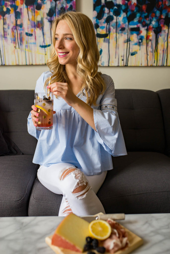 Blackberry Bramble Cocktail Recipe | "Fifty Shades Darker" Style ...