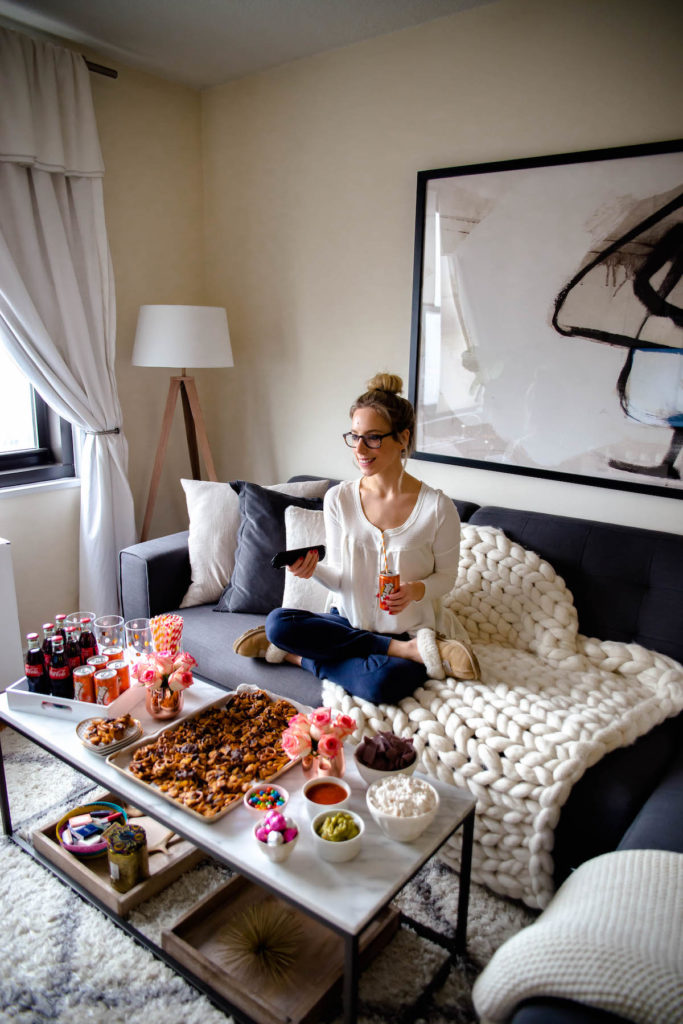 Tips For Hosting The Perfect Girls’ Movie Night + An Easy Party Mix ...